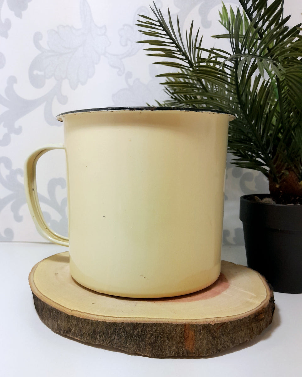 Extra Large Vintage Enamel Mug – Affordable Preloved Goodies
